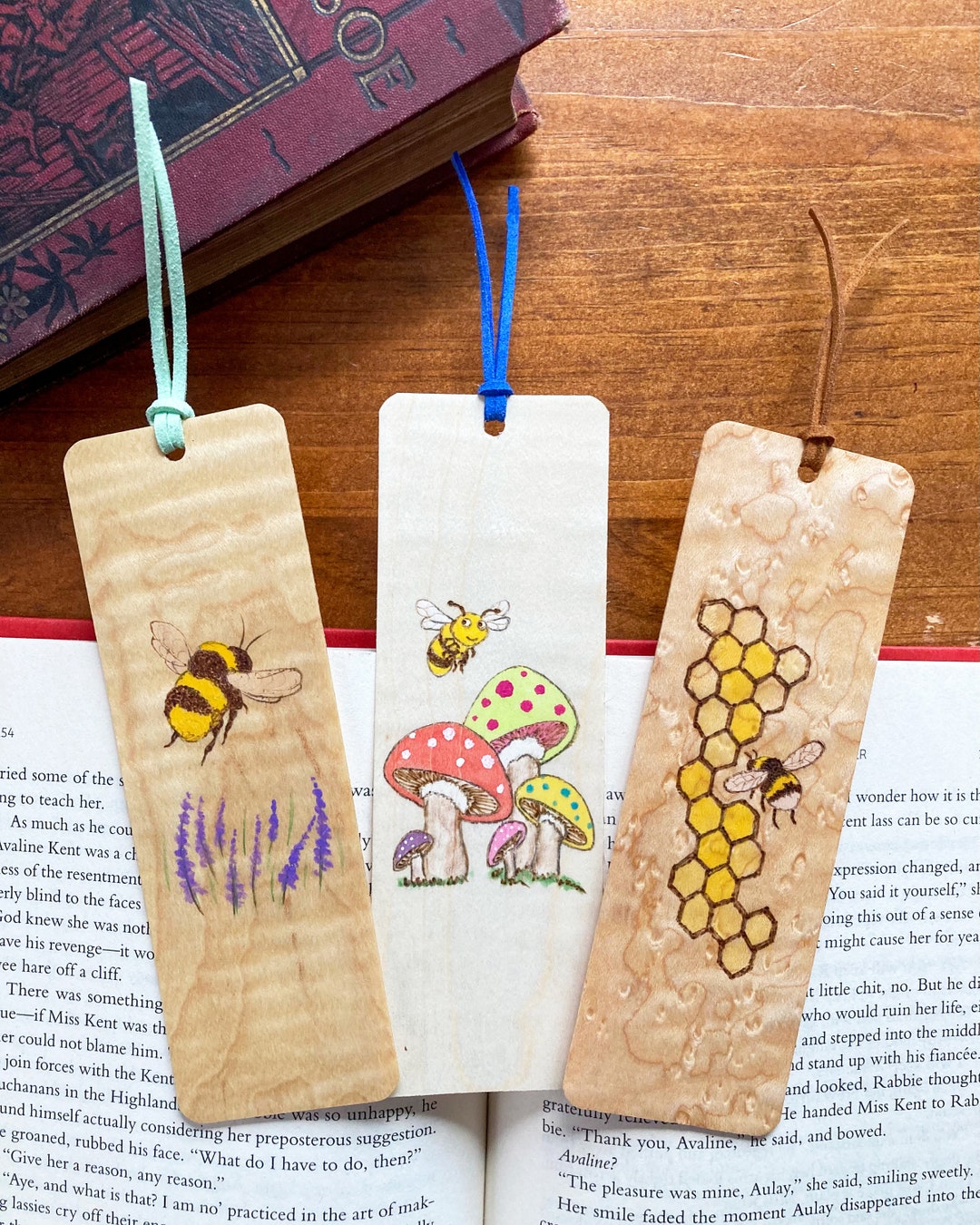 Bumble Bee Bookmarks Handmade Wood Bookmark Cute Bumble Bee Cottage ...