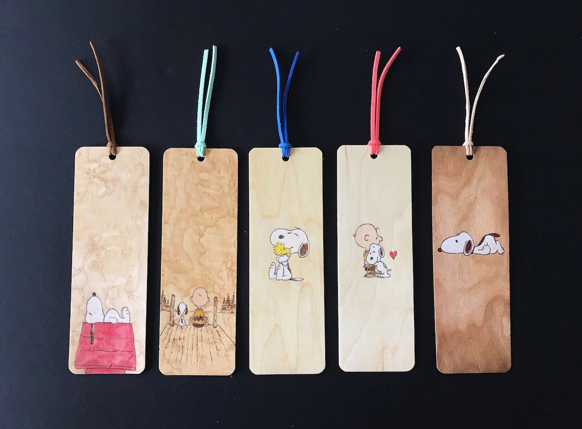 Charlie Brown and Snoopy Bookmarks Handmade burned wood | Etsy