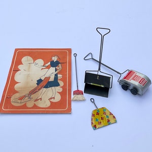 Vintage Japan Tin Toy Miniature Super Sweeper Set on Original Card ...