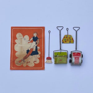 Vintage Japan Tin Toy Miniature Super Sweeper Set on Original Card ...