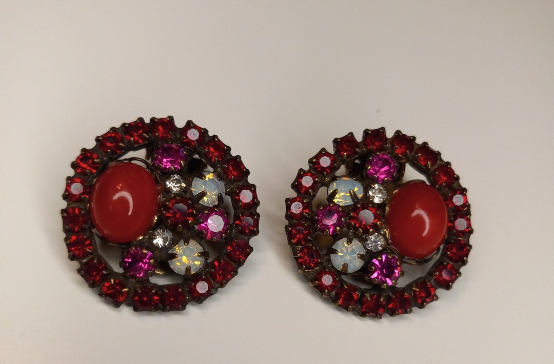 Vintage Old Clip Ons Red Pink Aurora Borialis Rhinestones Clip on ...