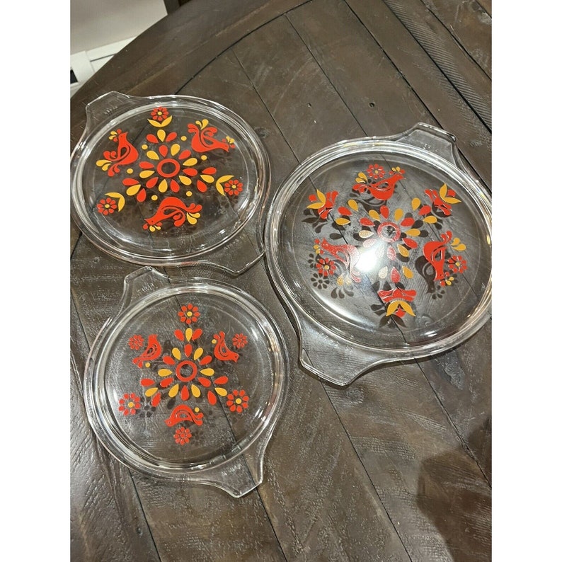 Vintage Pyrex Friendship Pattern Casserole Dishes With Glass - Etsy