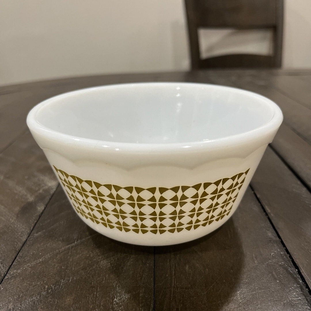 Hazel Atlas Gold Geometric Triangle Milk Glass Small 5 Mixing Bowl ...