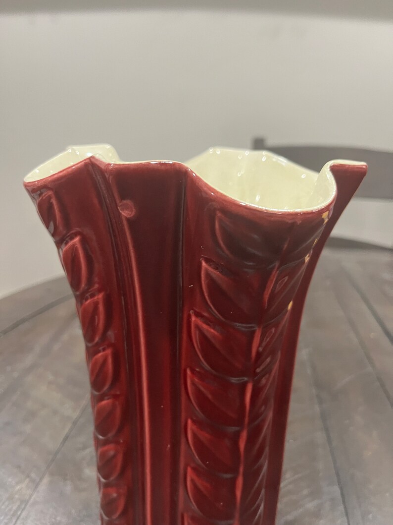Vtg Red Wing Pottery Vase Leaf Pattern 1155 Art Deco Dark Red USA Chip ...