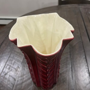 Vtg Red Wing Pottery Vase Leaf Pattern 1155 Art Deco Dark Red USA Chip ...