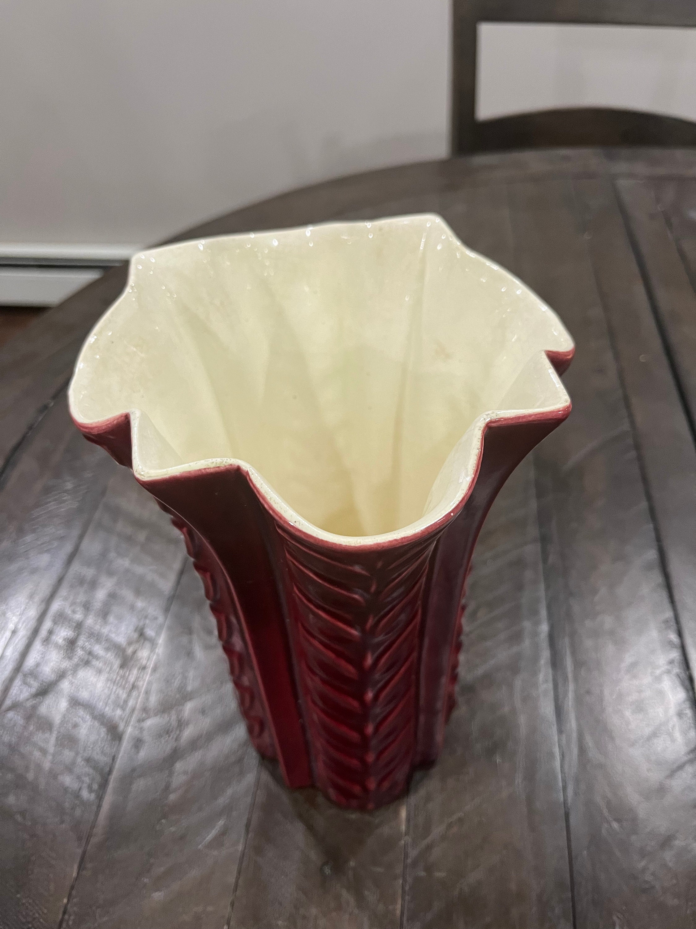 Vtg Red Wing Pottery Vase Leaf Pattern 1155 Art Deco Dark Red USA Chip ...