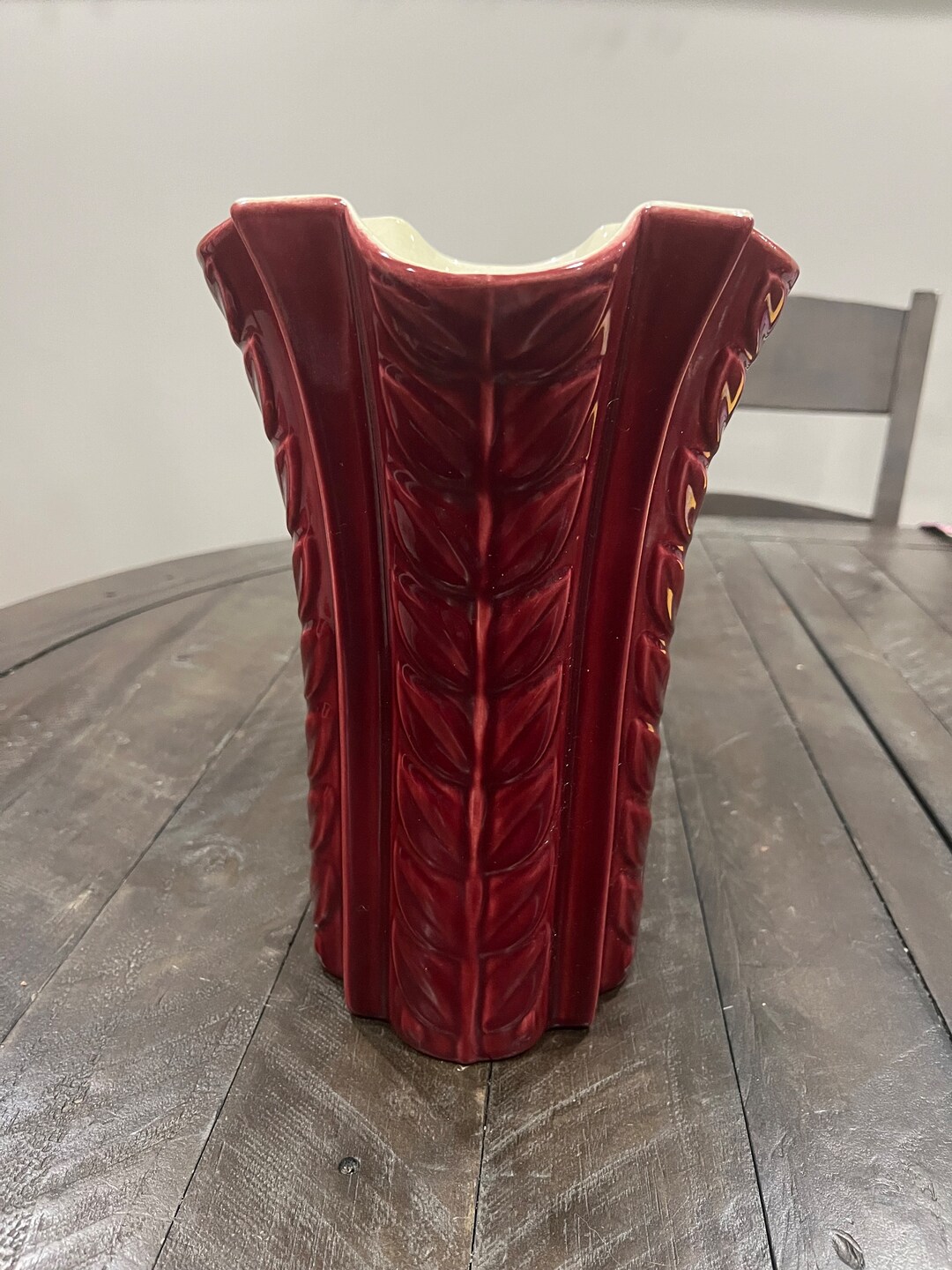 Vtg Red Wing Pottery Vase Leaf Pattern 1155 Art Deco Dark Red USA Chip ...