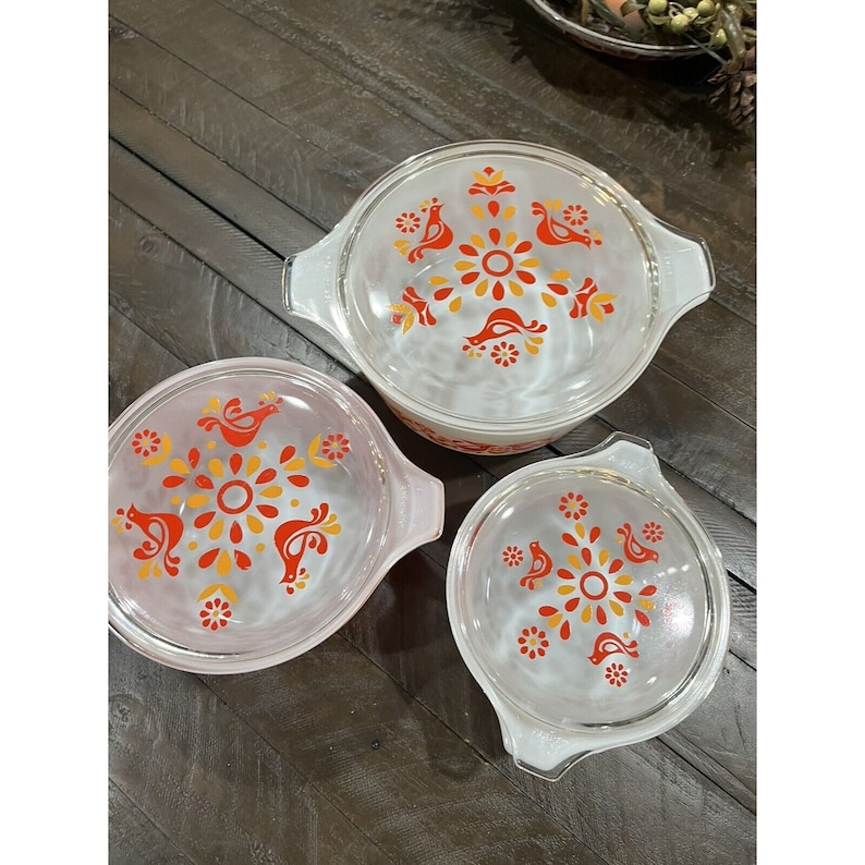 Vintage Pyrex Friendship Pattern Casserole Dishes With Glass - Etsy