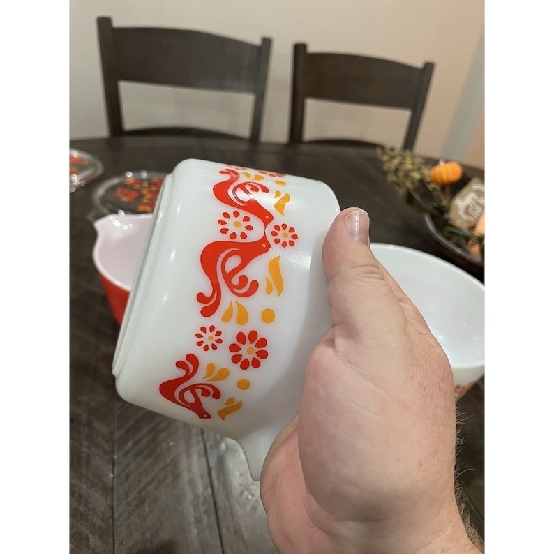 Vintage Pyrex Friendship Pattern Casserole Dishes With Glass - Etsy