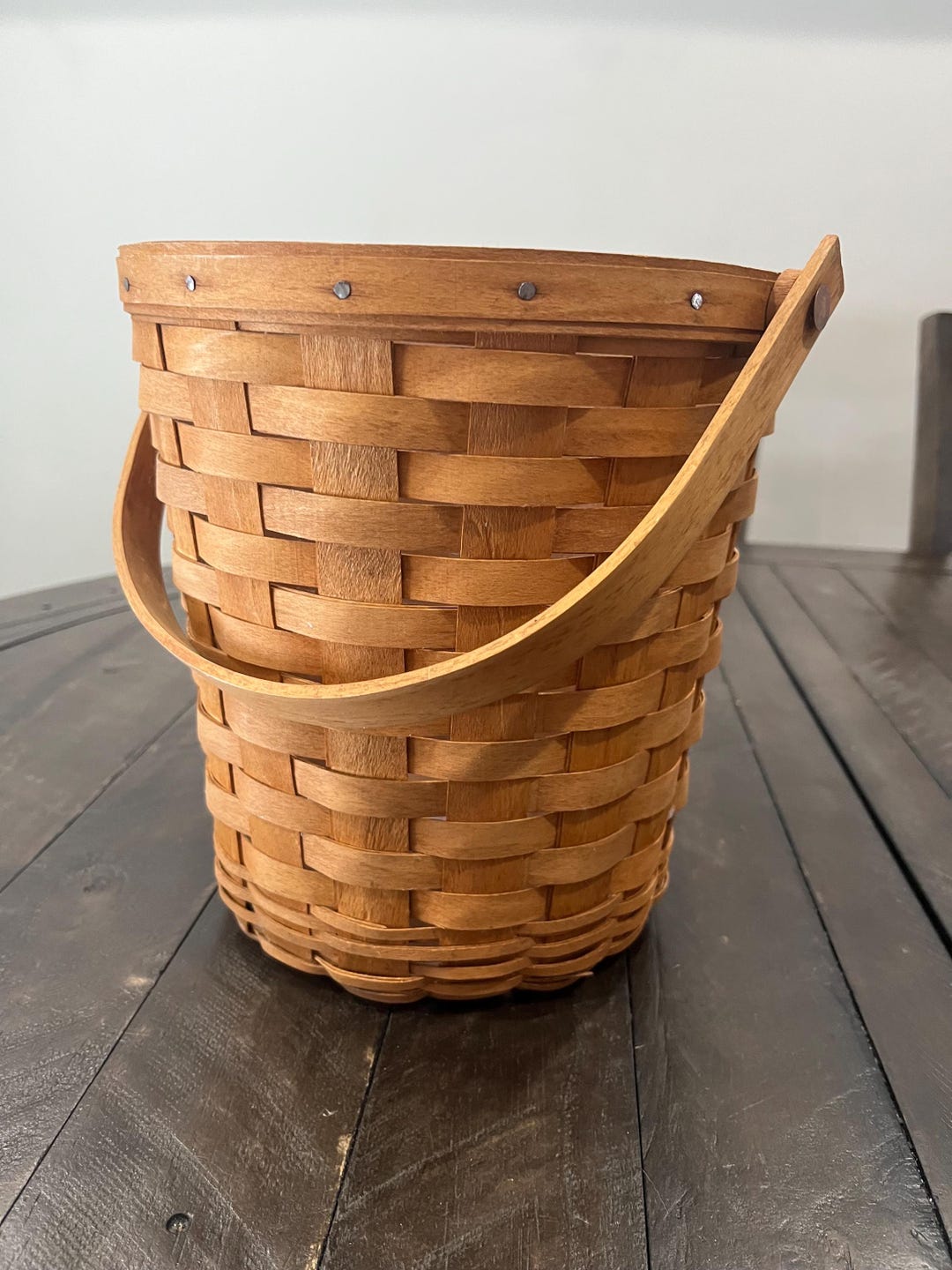 Longaberger 9 in Tall Round Basket Swing Handle and Plastic Liner ...