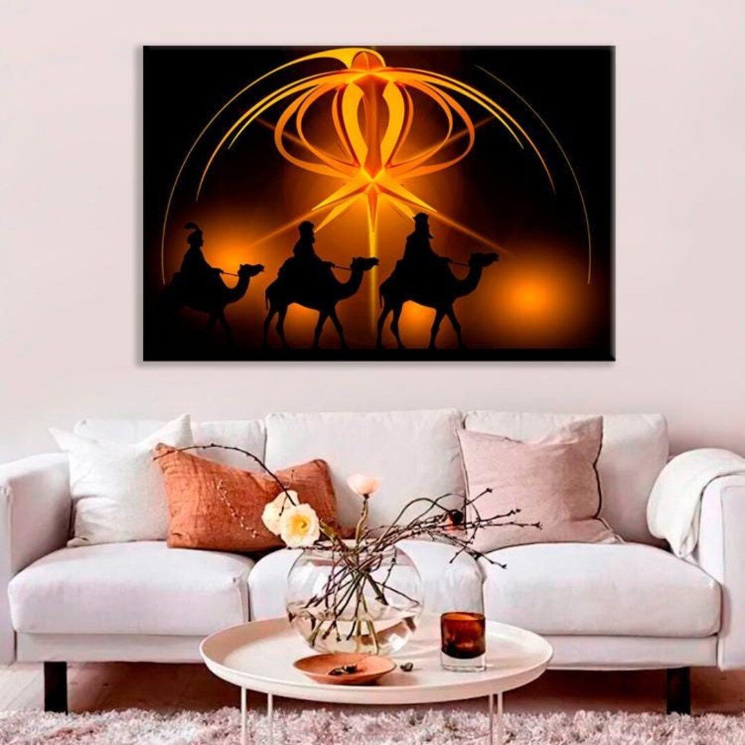 Christmas Star Holy Three Kings Painting in the Living Room Christmas ...