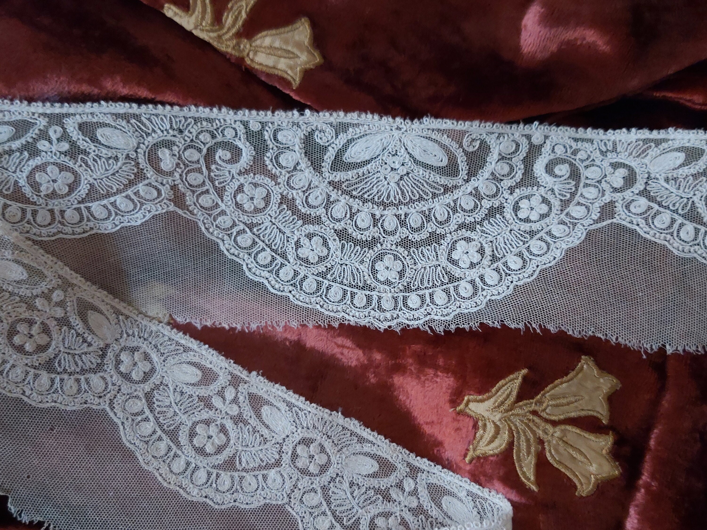 Antique French Embroidered Tulle Lace Trim / Decolletage / Neckline ...
