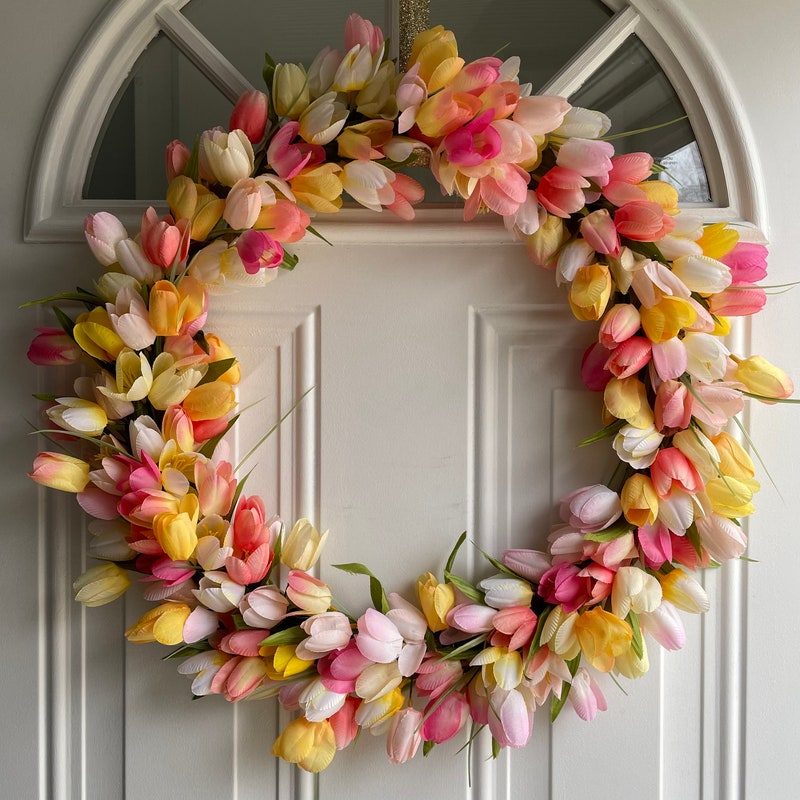 Tulip Wreath - Etsy