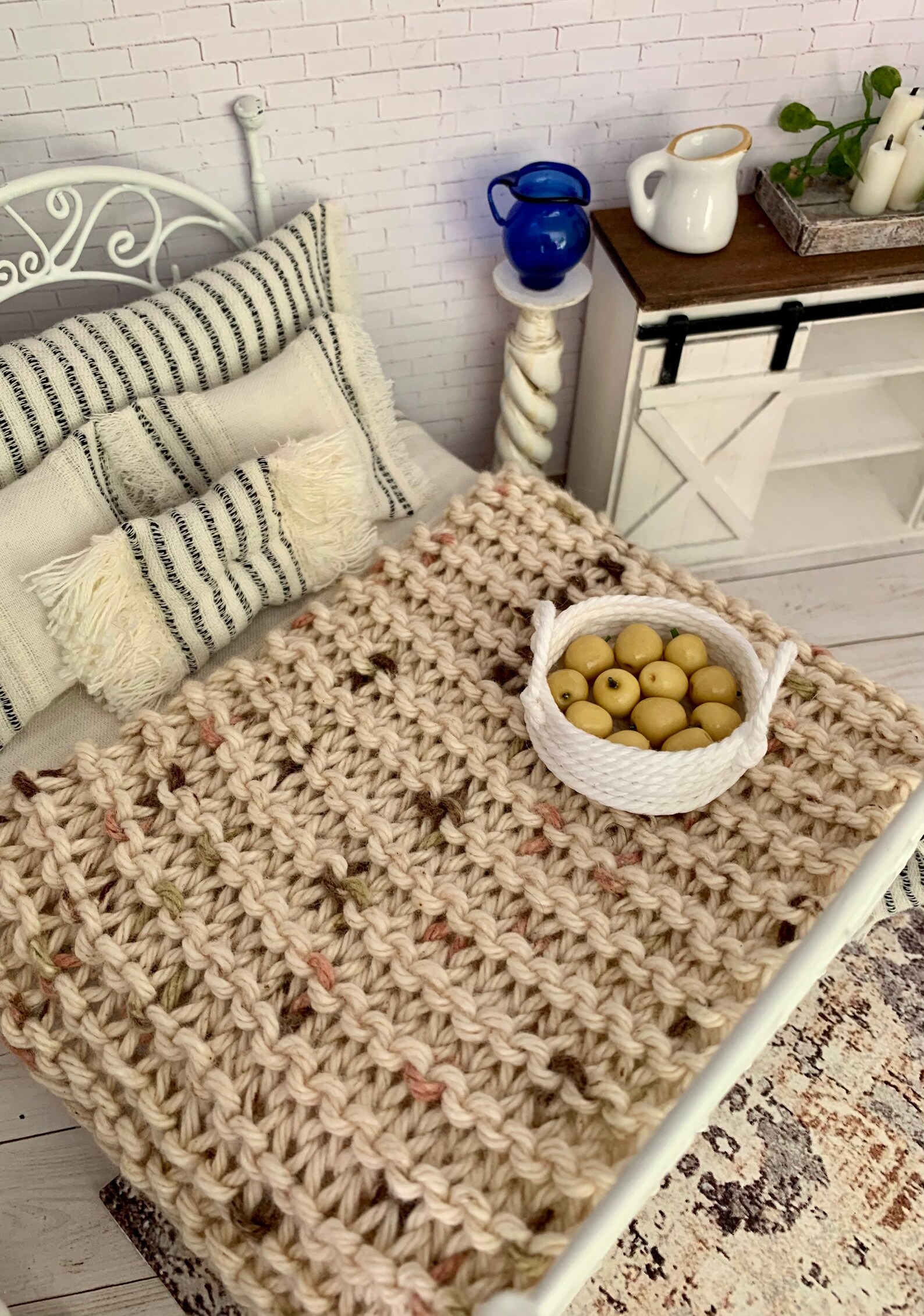 Miniature Dollhouse knitted blankets scale 1:12 miniature | Etsy