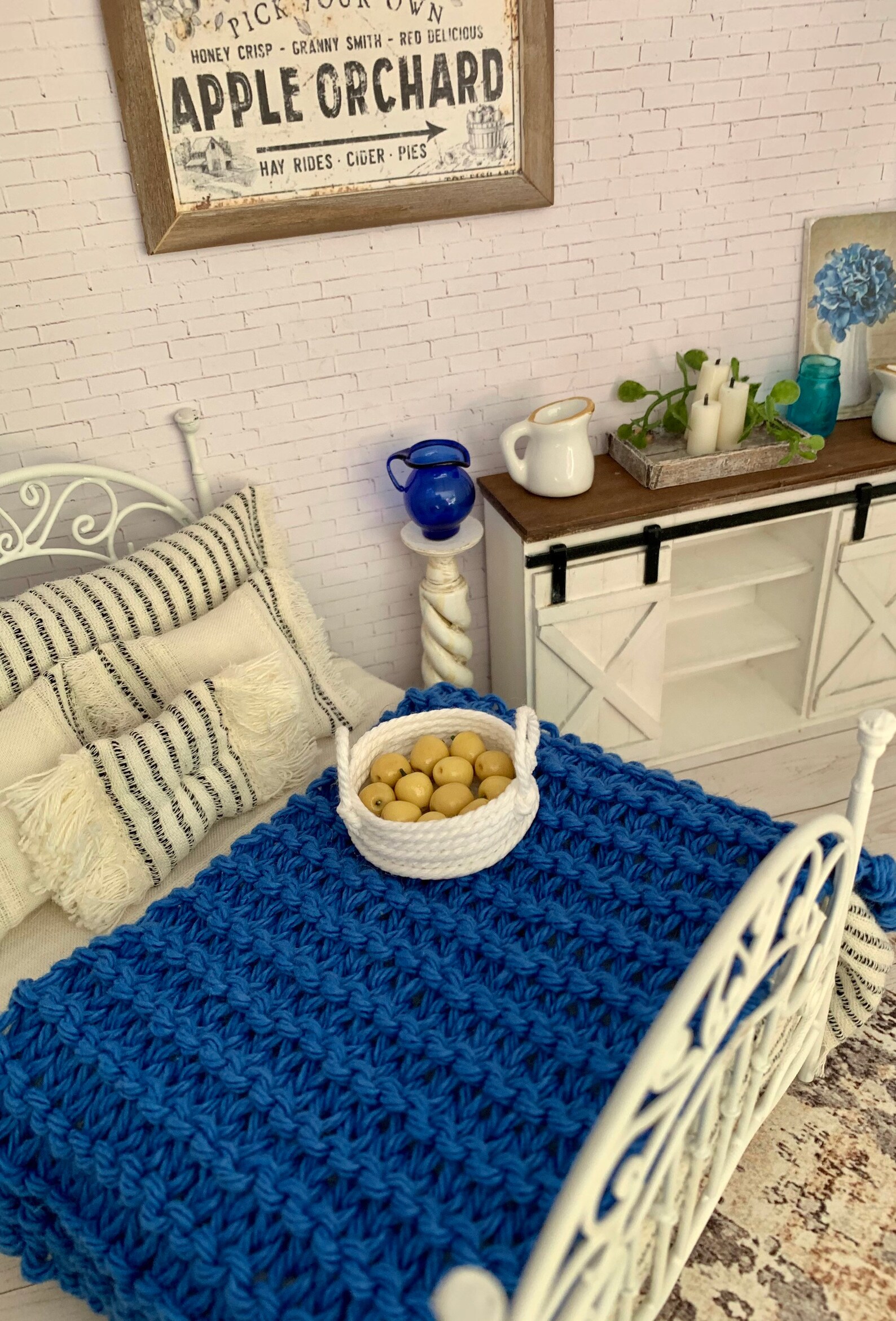 Miniature Dollhouse knitted blankets scale 1:12 miniature | Etsy