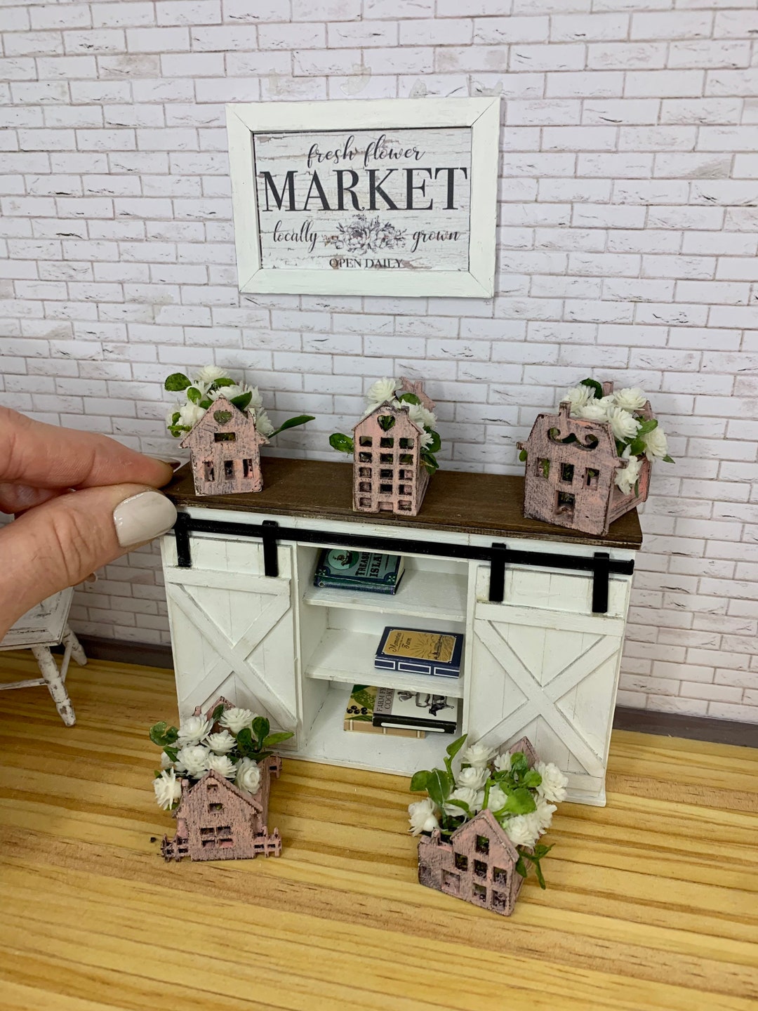 Miniature Dollhouse Pink House Flower Arrangements, Miniature Garden ...
