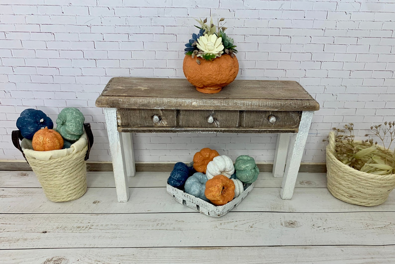 Miniature Painted Putka Pods as Doll House Pumpkins 1:12 - Etsy