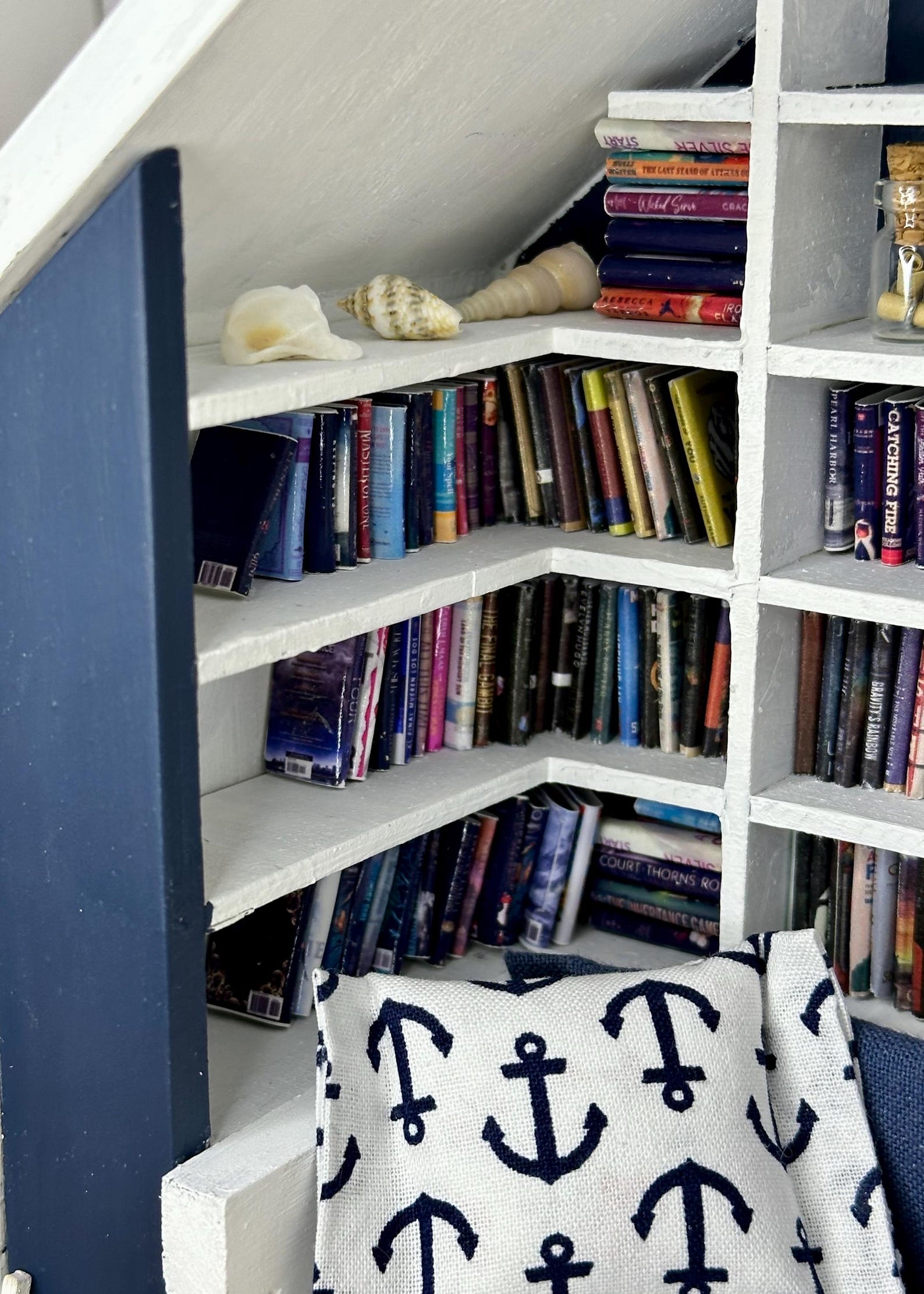 Miniature House Shaped Book Nook, Beach Themed, Miniature Books ...