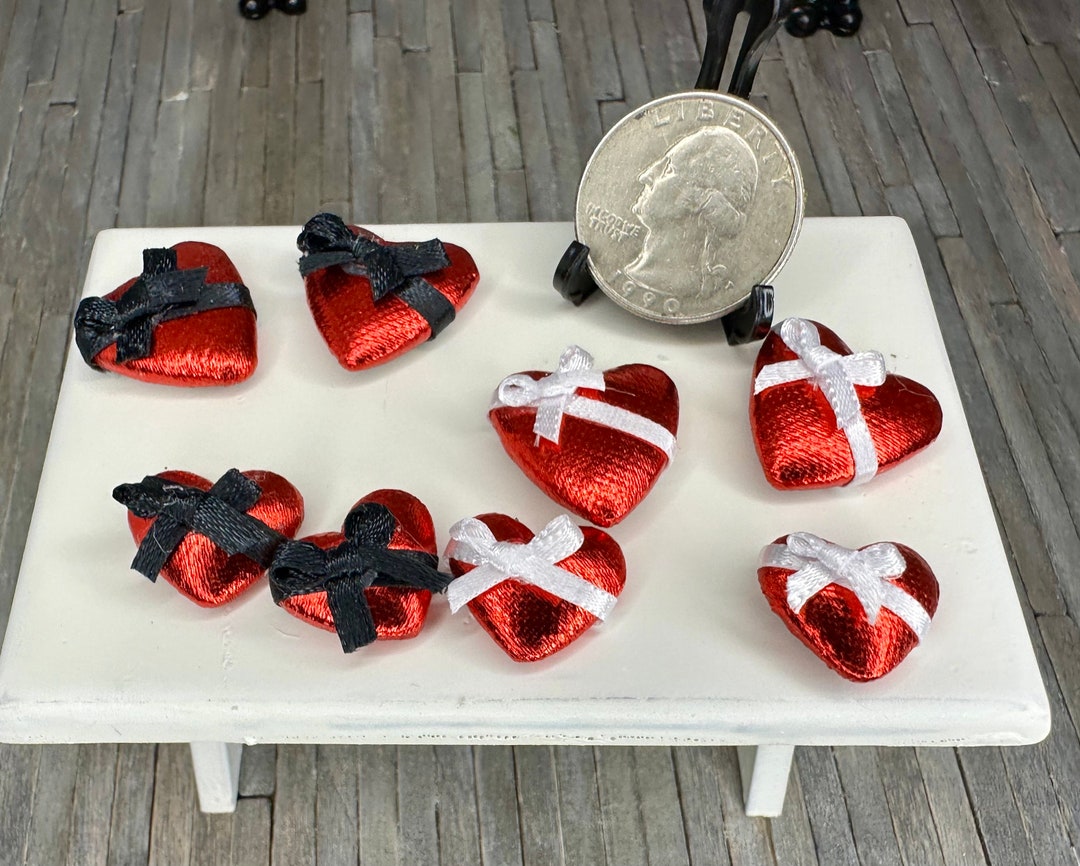 Miniature Dollhouse Valentine Heart, Mini Valentines Gift, Dollhouse ...