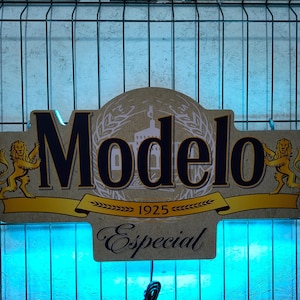 Modelo Especial Led Sign, Modelo Neon Sign, Modelo Beer Sign, Modelo ...