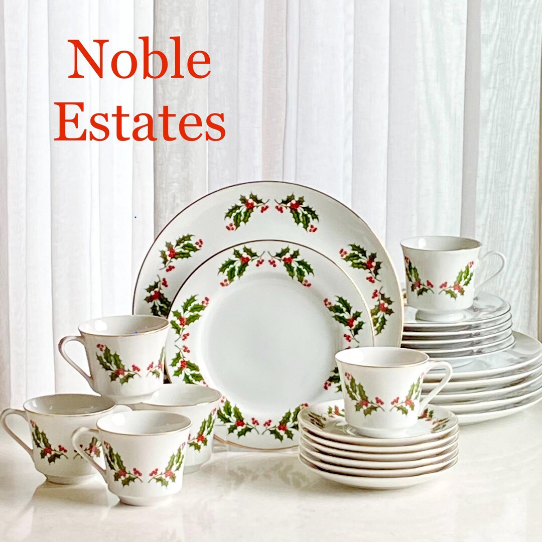 Vintage Kashima Christmas Holly Dishes - Service for Six (24 Pieces ...