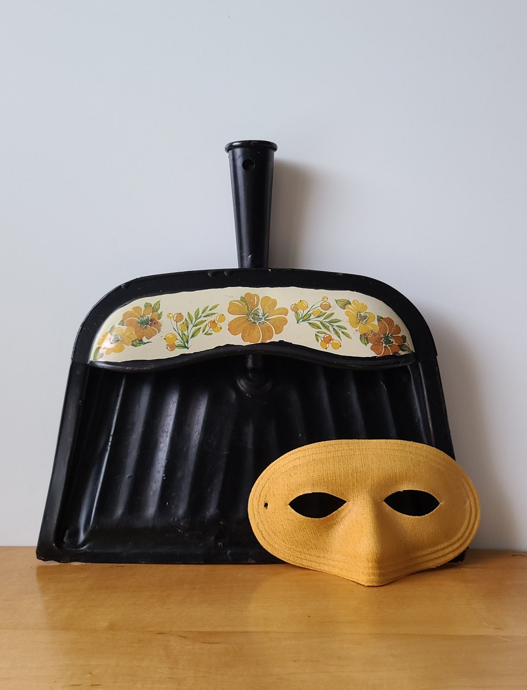 Best Vintage Dust Pan Ever so Fun Black Orange Green Great - Etsy