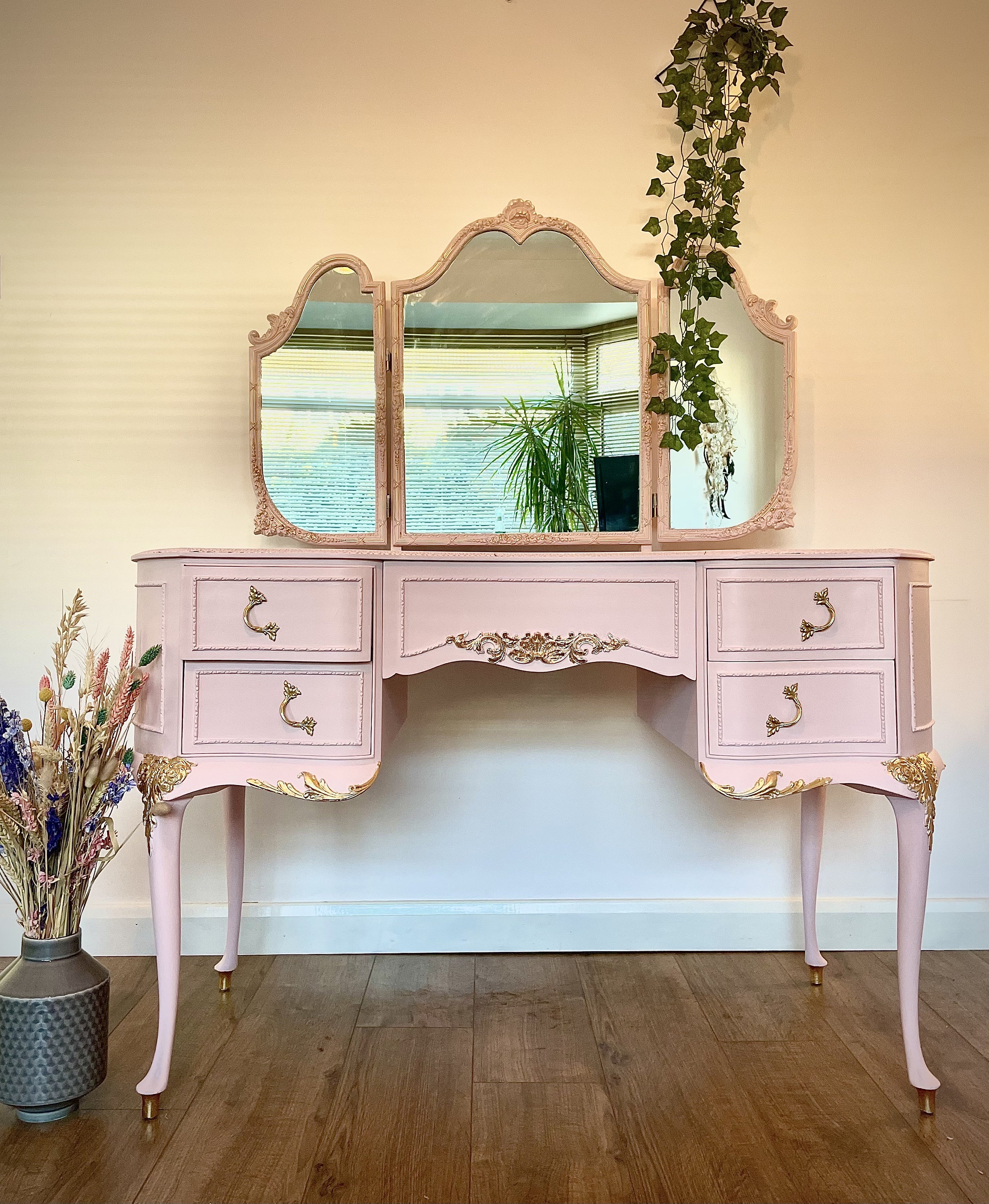 Olympus French Style Vanity: Bespoke Vintage Dressing Table - Etsy