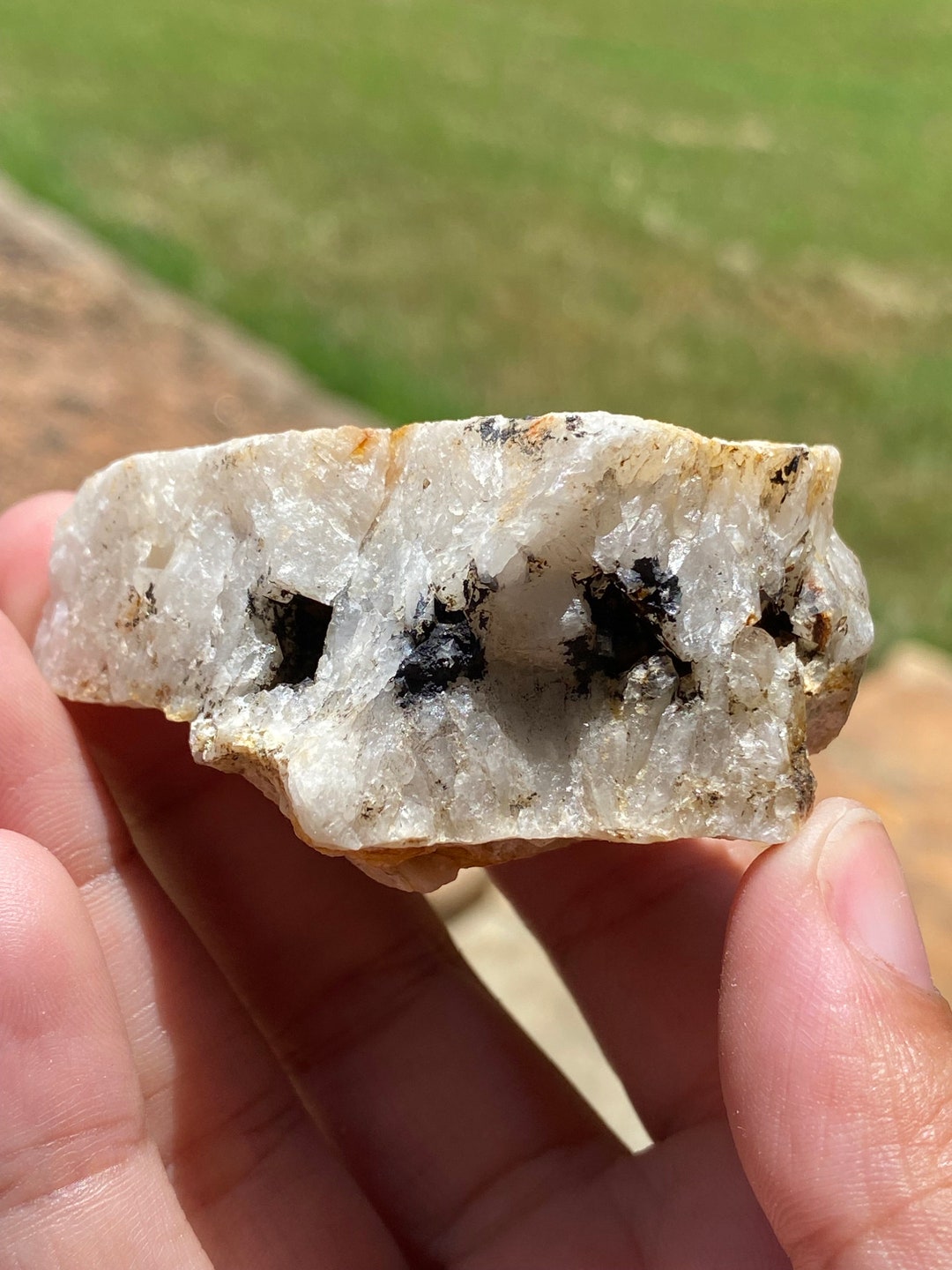 Pac-man Like Quartz Cluster With Manganese - Etsy