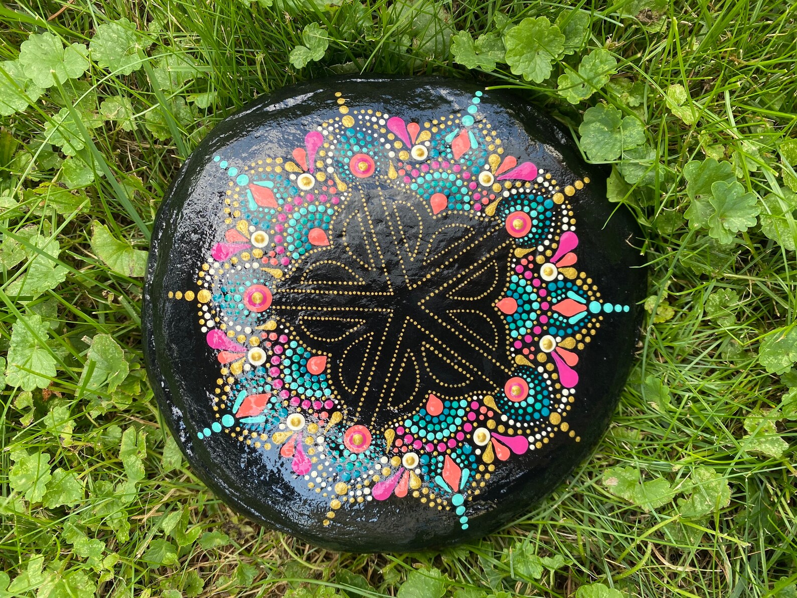 Rochester NY ROC Flower City Logo Dot Mandala Thoughtful - Etsy