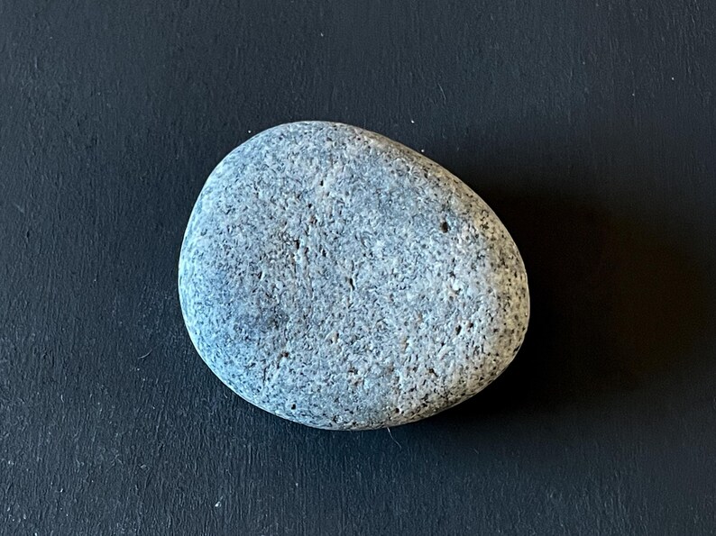Superior Yooper Stone | 2.6 Oz | All Natural | UV Fluorescent Sodalite ...