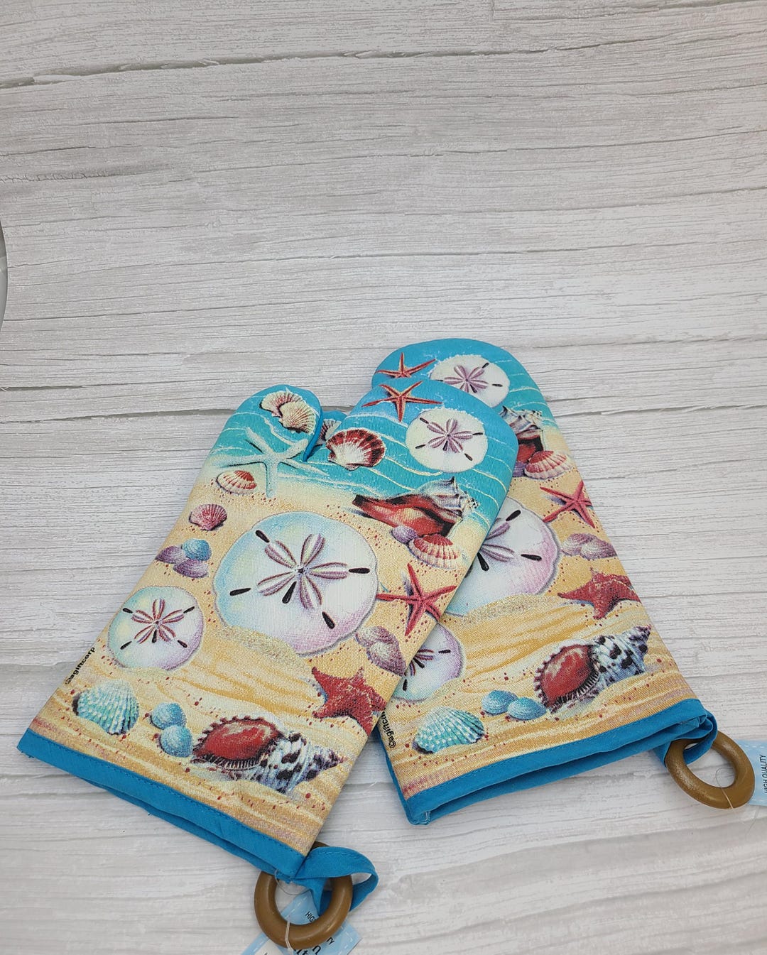 Coastal Shell Kitchen Mittens: Beach House Decor, Set of Two - Etsy