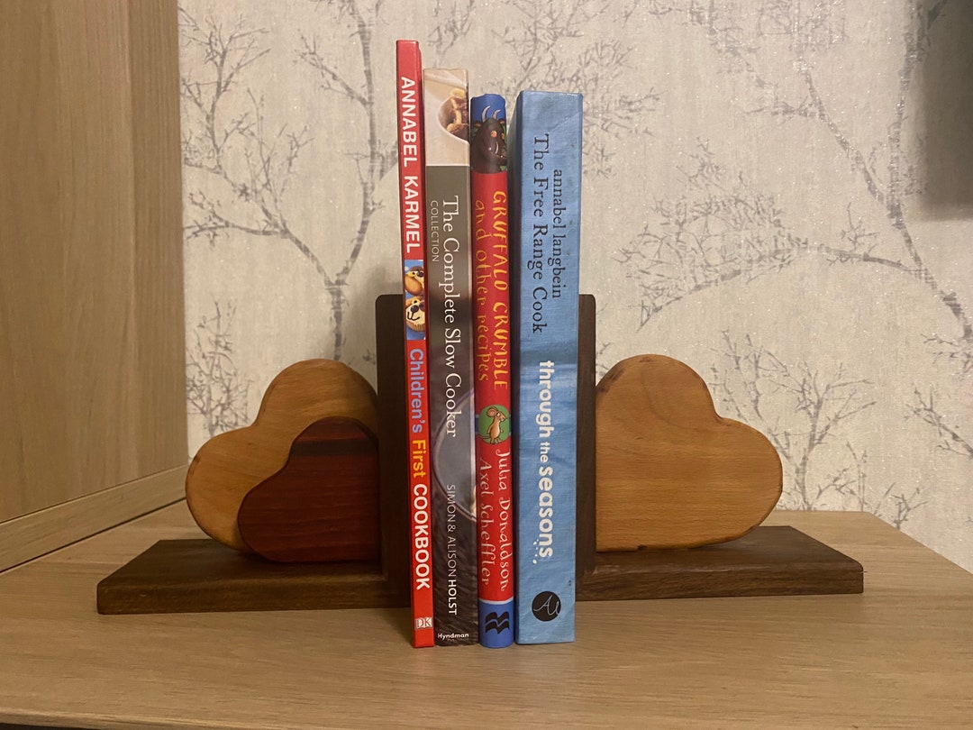Handcrafted Heart bookends - Etsy Österreich