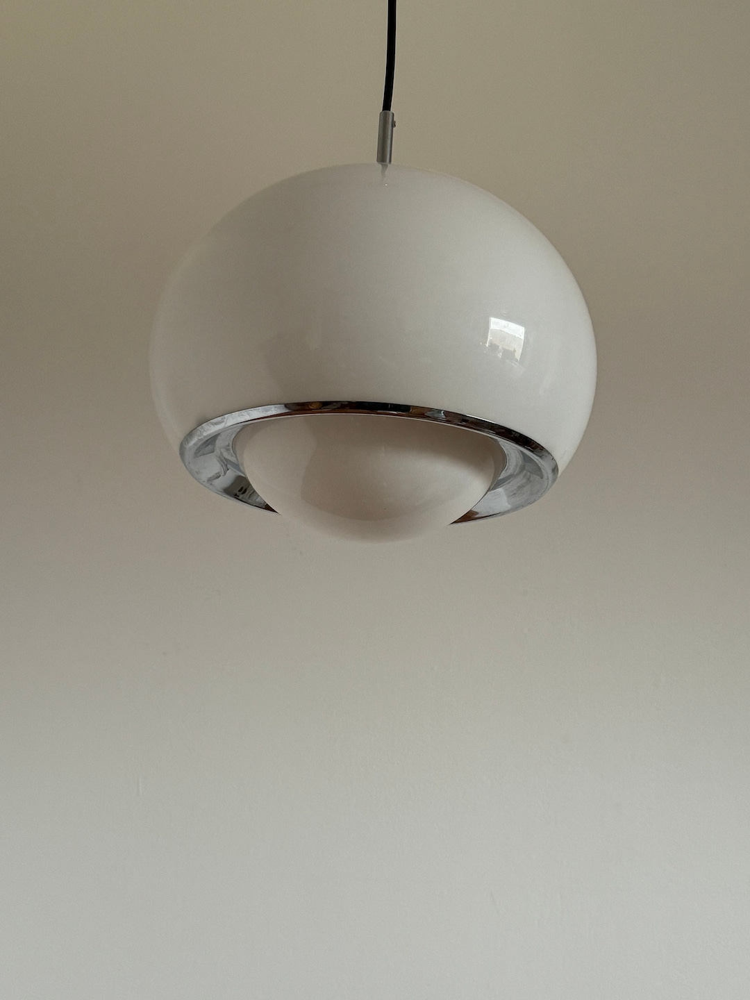 Meblo Guzzini Pendant Light / Vintage White Ceiling Lamp / Mid-century ...