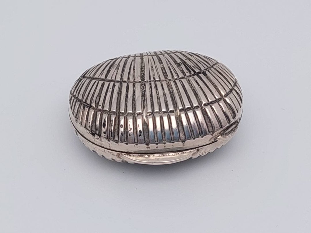 Antique 800 Silver Box Gold Plated Pill Box Clam Pill Box Shell Box for ...