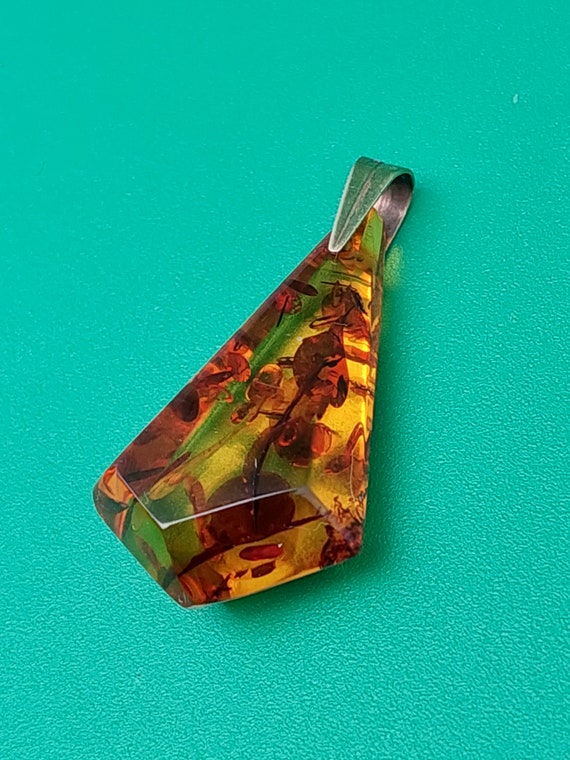 Nostalgic vintage 333 gold pendant with amber - Gem