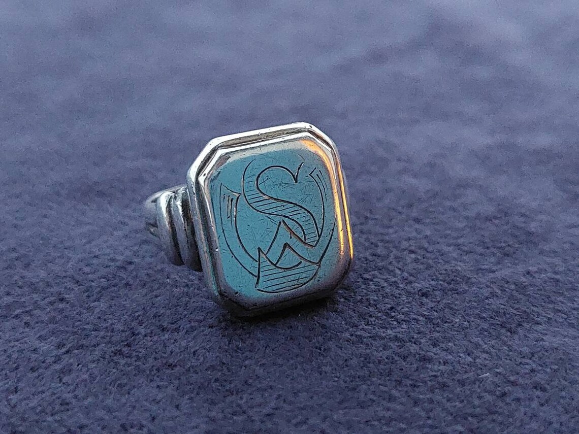 Size 18 Sterling Silver Ring-personalized Rings-monogram SW Ring-letter ...