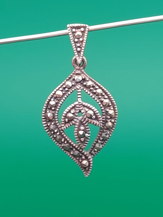 Nostalgic 925 silver pendant flower with marcasites s… - Gem