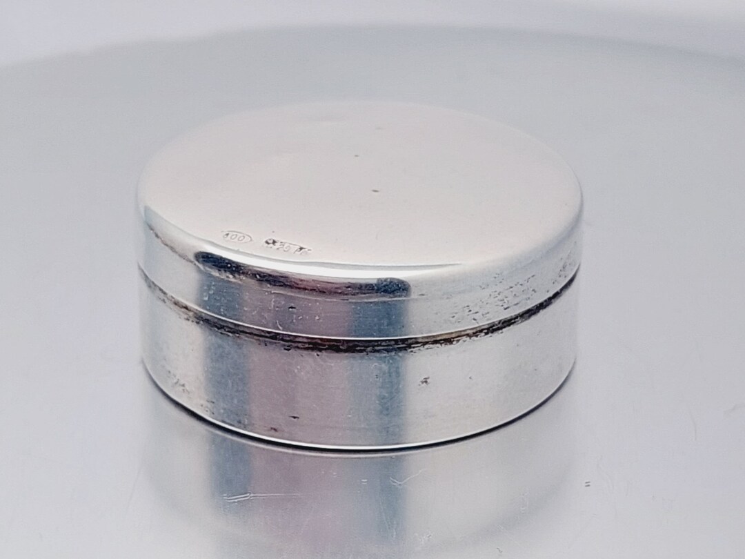 Vintage 800s Silver Pill Box Silver Pill Box Tin for Pills Sweetener 12 ...