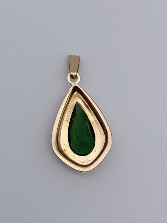 Nostalgic 333 gold pendant green cut stone - Gem