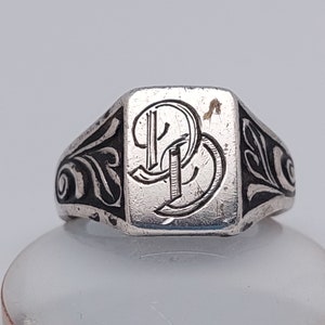 Etsy silver signet ring store