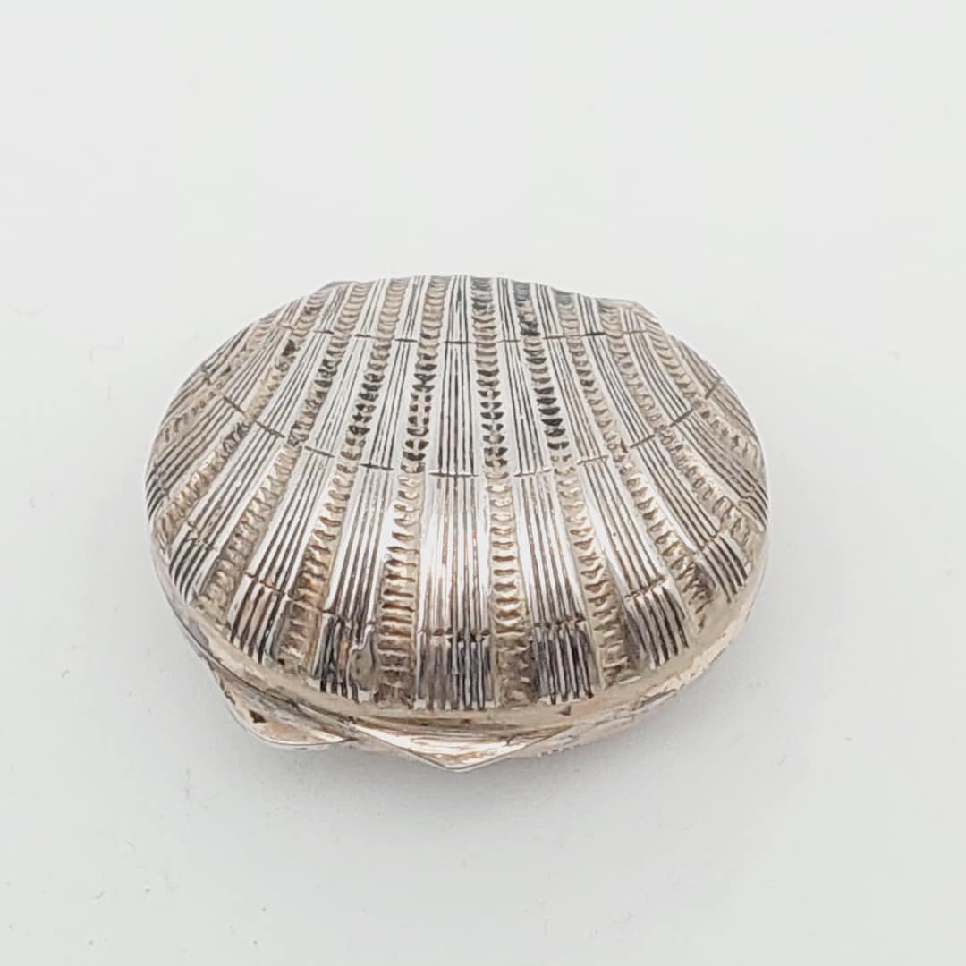 Antique 800 Silver Pill Box Venus Shell Pill Box Shell Case for Pills ...