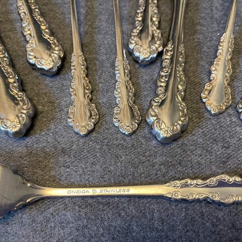 Oneida Flatware Patterns Discontinued - Etsy