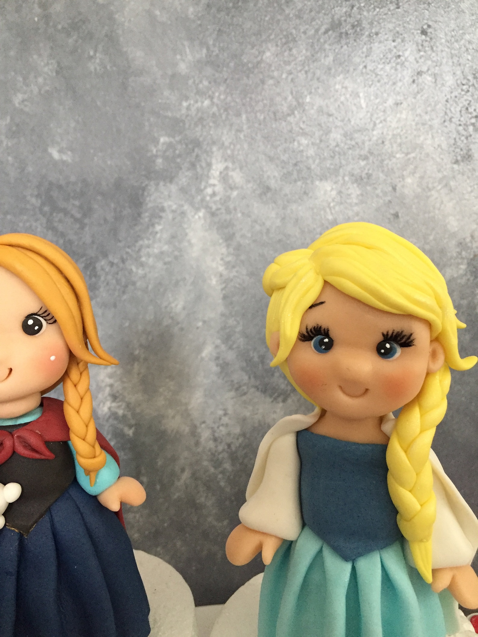 Anna & Elsa Frozen Fondant Cake Topper /gift,happy Birthday,/baby ...