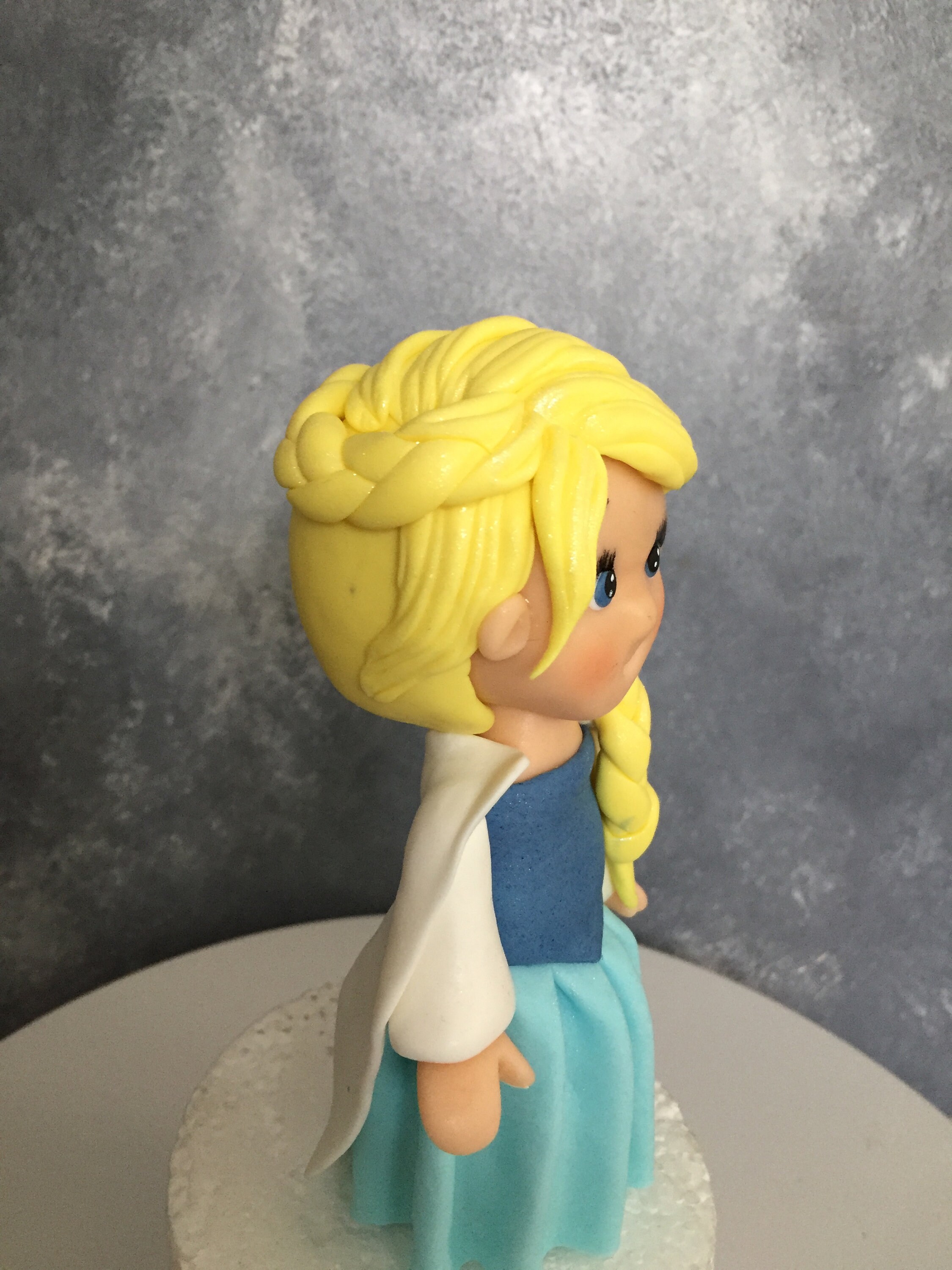 Elsa Frozen Fondant Cake Topper /gift,happy Birthday,/baby Shower ...