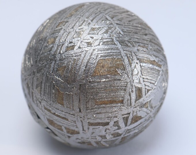 Meteorite Sphere，diameter 35mm 179g Muonionalusta Meteorite Ball ...