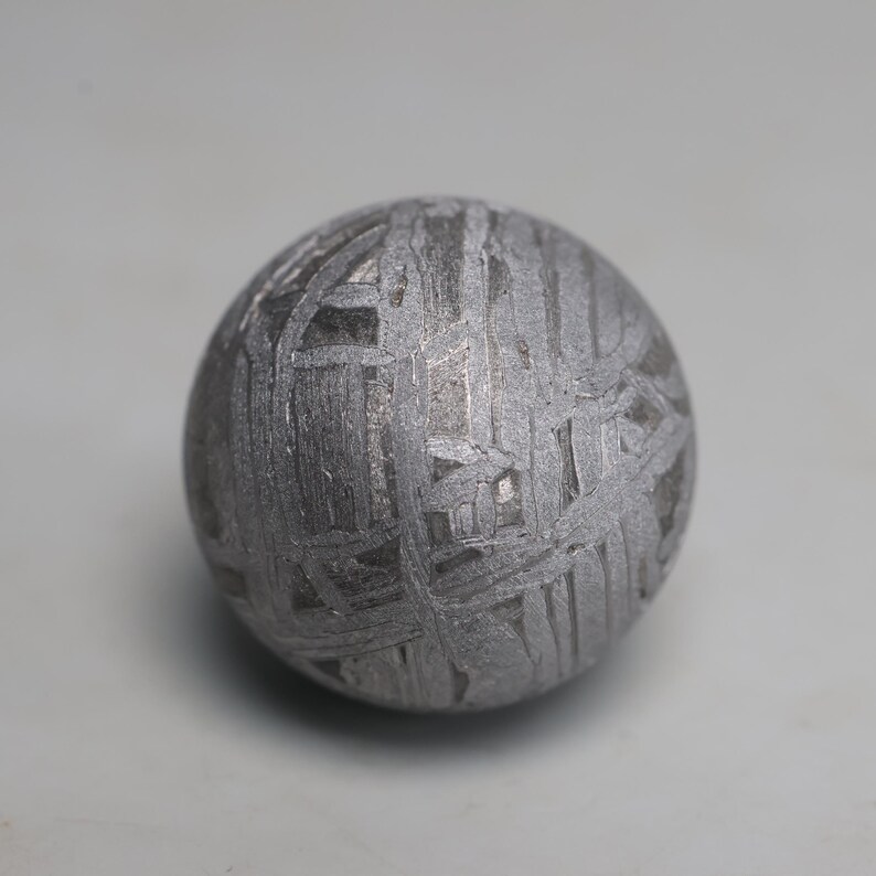 Muonionalusta Meteorite Ball, Natural Iron Meteorite Carving (20mm) - Etsy