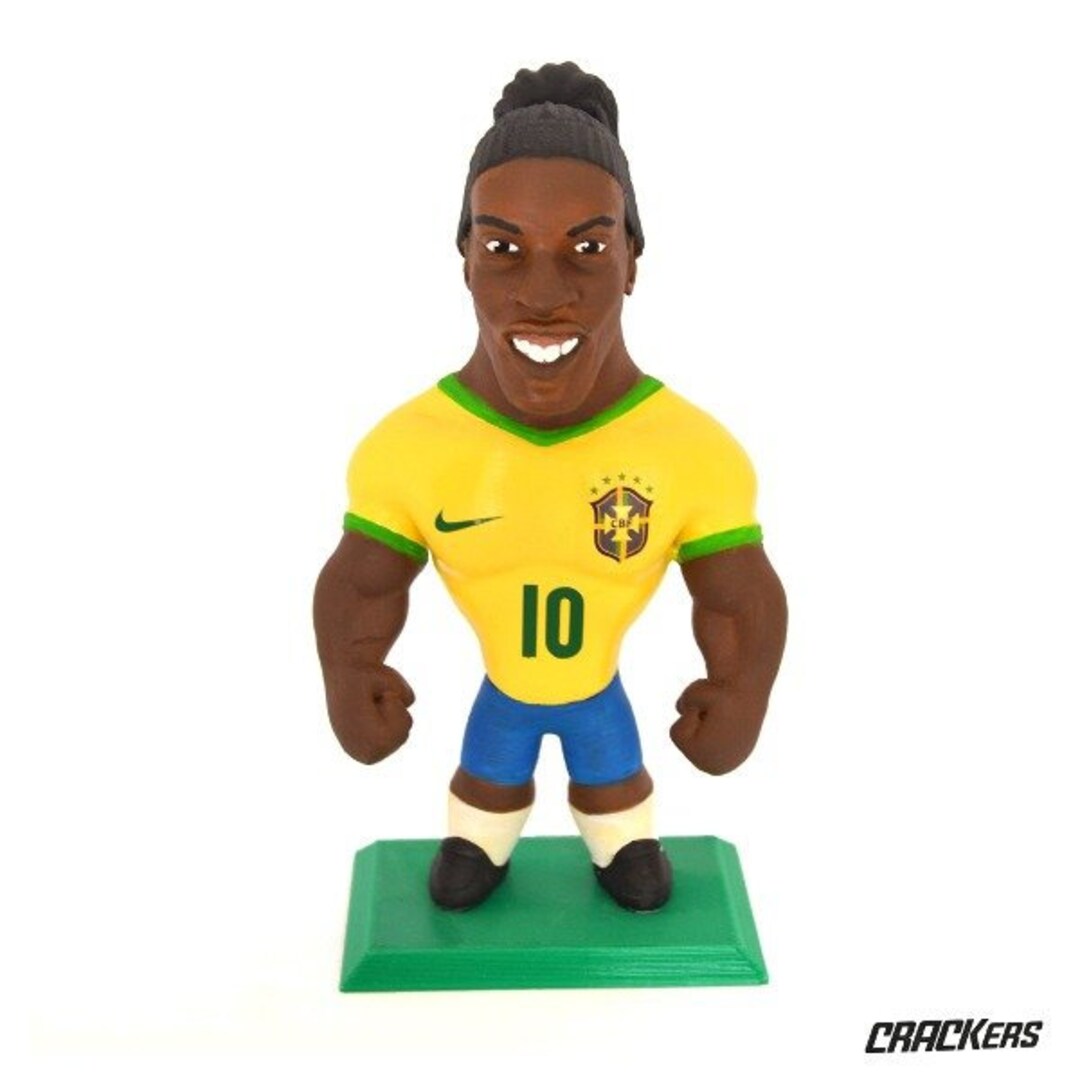 RONALDINHO 10 Brazil 6 ACTION FIGURE Statue Doll Toy Ronaldo Barcelona ...