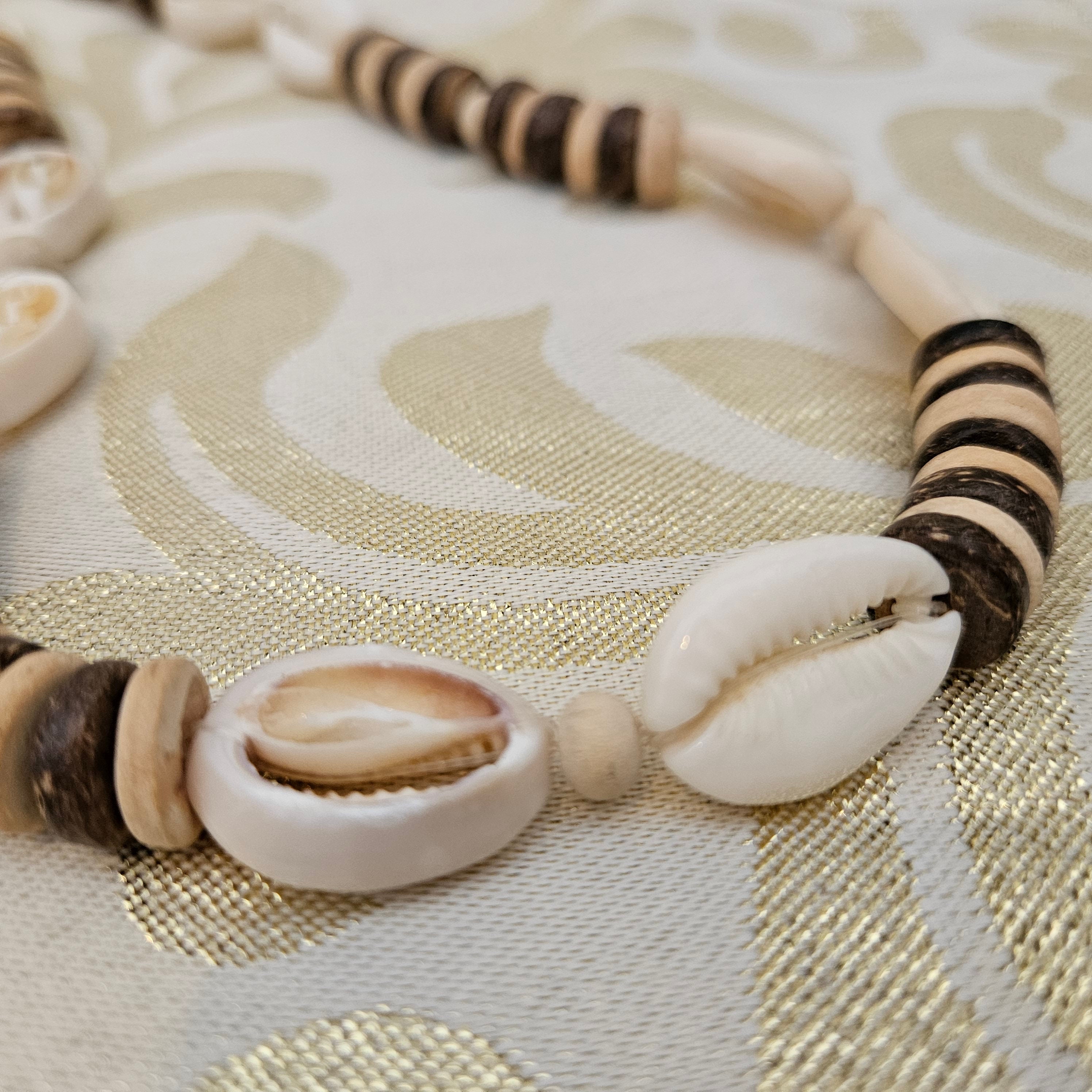 Adjustable Cowrie Shell With Wood Beads Necklace Lei - Etsy