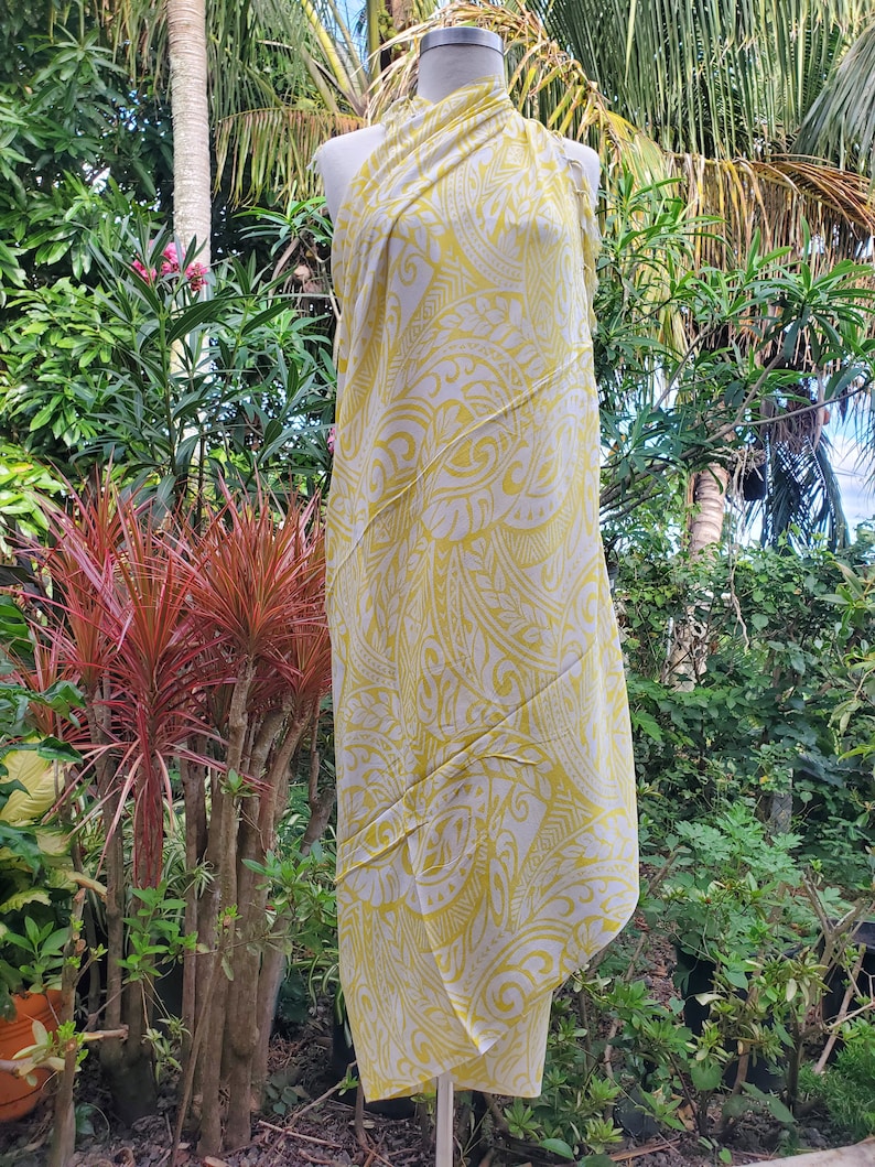 Hawaii Sarong Pareo White With Leaves Hawaiian Luau Cruise Wrap Cover ...