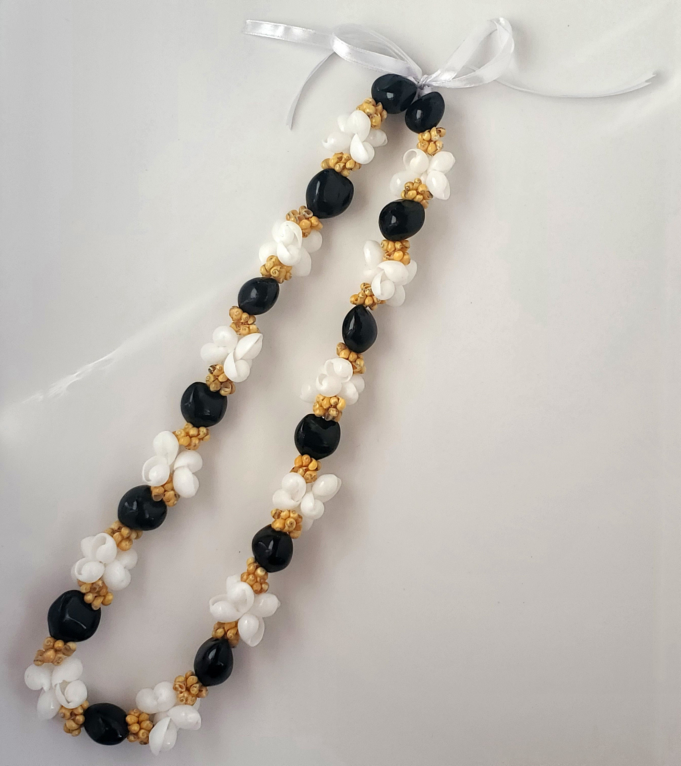 32-inch Bubble Shell With Mongo Shell Black Glossy Kukui Nut Shell ...